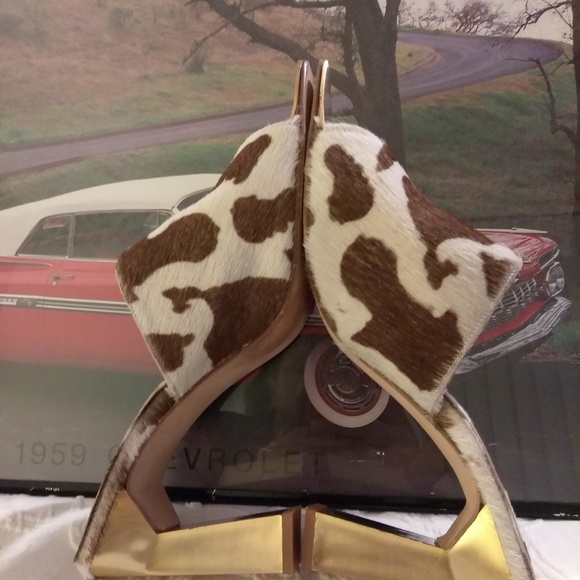 Calf Hair | Shoes | Calf Hair Gold Stacked Hi Heel Shoes | Poshmark